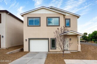 Hopkins Ranch Apartments for Rent with High Ceilings - Cottonwood, AZ ...