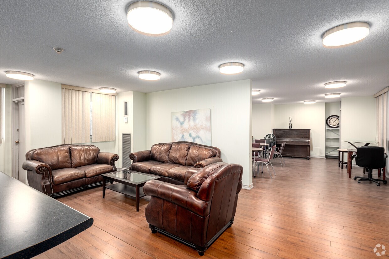 Royal Rose Apartments Apartments - 165 La Rose Ave Toronto, ON ...