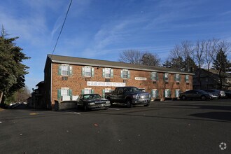 The Gardens at Willow Grove Rentals - Willow Grove, PA | Apartments.com