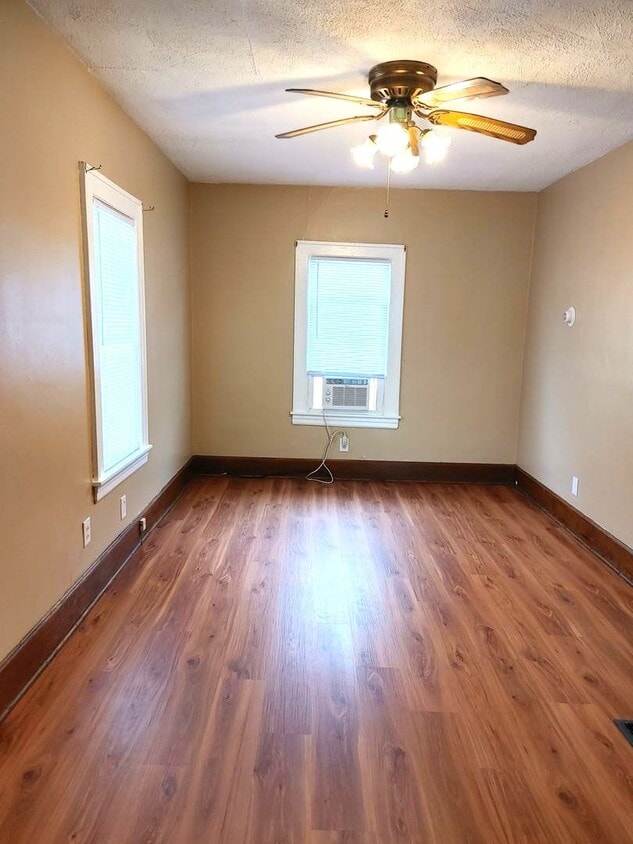 702 28th St, Vienna, WV 26105 | Apartments.com