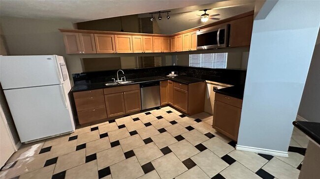 8607 Knoll Forest Dr, Humble, TX 77338 - House Rental in Humble, TX ...