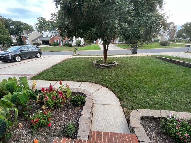 10830 Chamberlain Hall Ct, Charlotte, NC 28277 - House Rental in ...