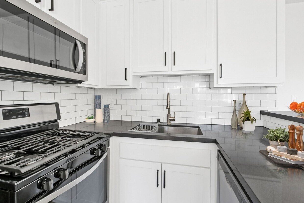 Keystone Apartments - Apartments in Los Angeles, CA | Apartments.com