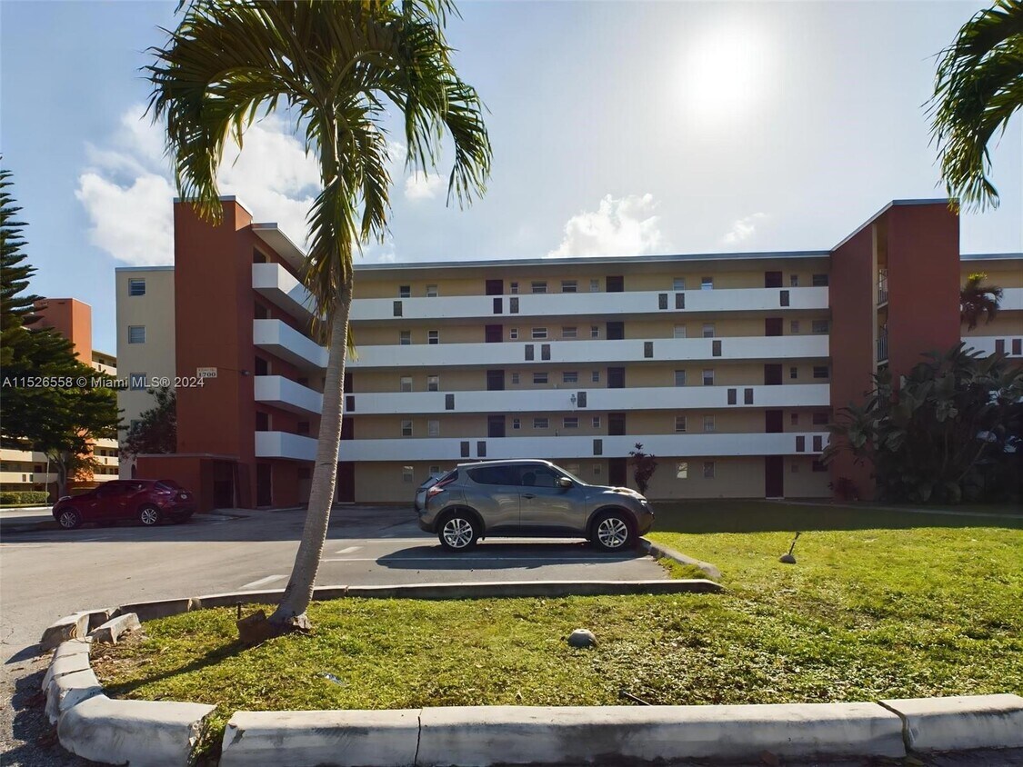 1700 NE 191st St Unit 405, Miami, FL 33179 - Condo for Rent in Miami ...