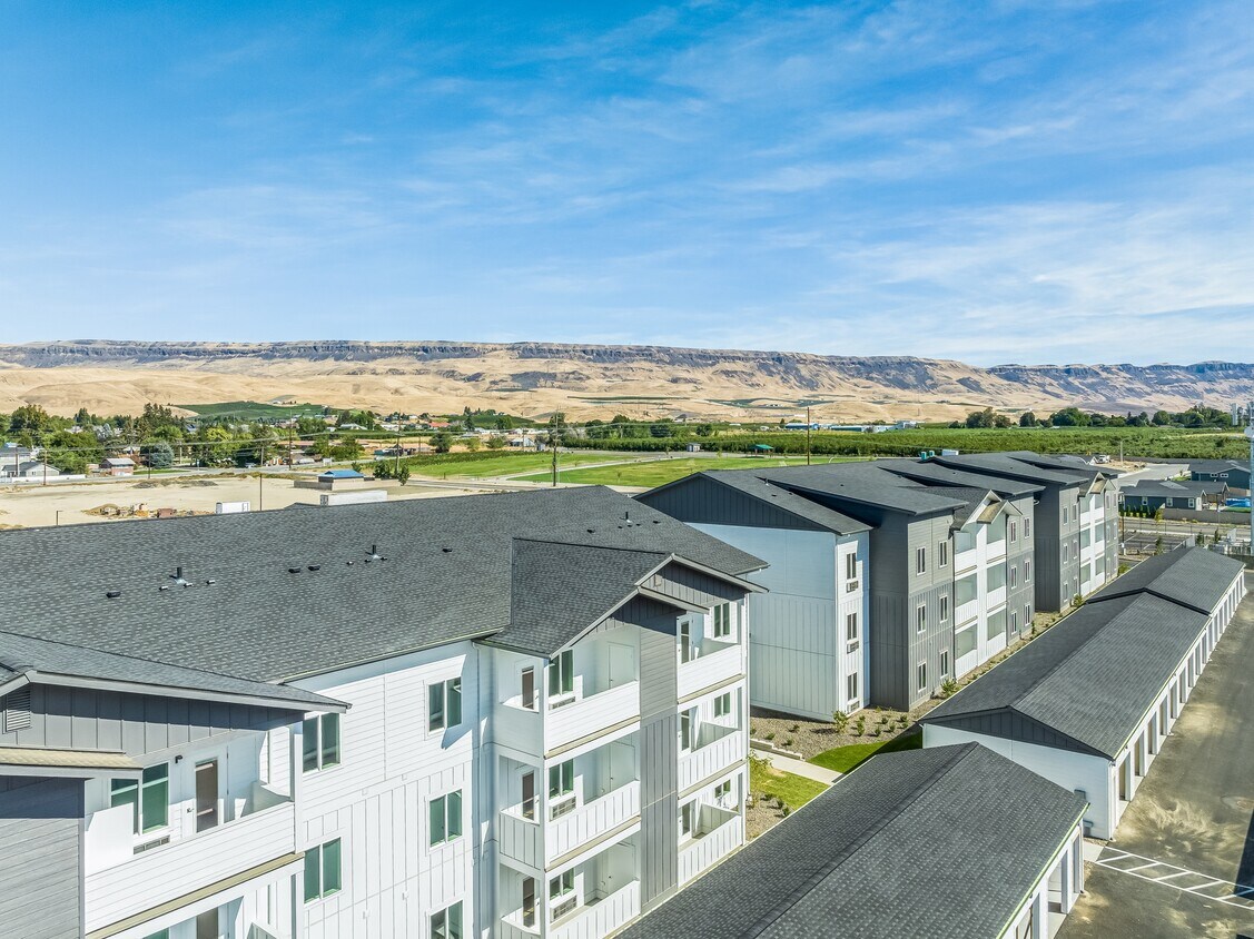 Gateway Apartments - 2450 1st St Se East Wenatchee, WA 98802 ...