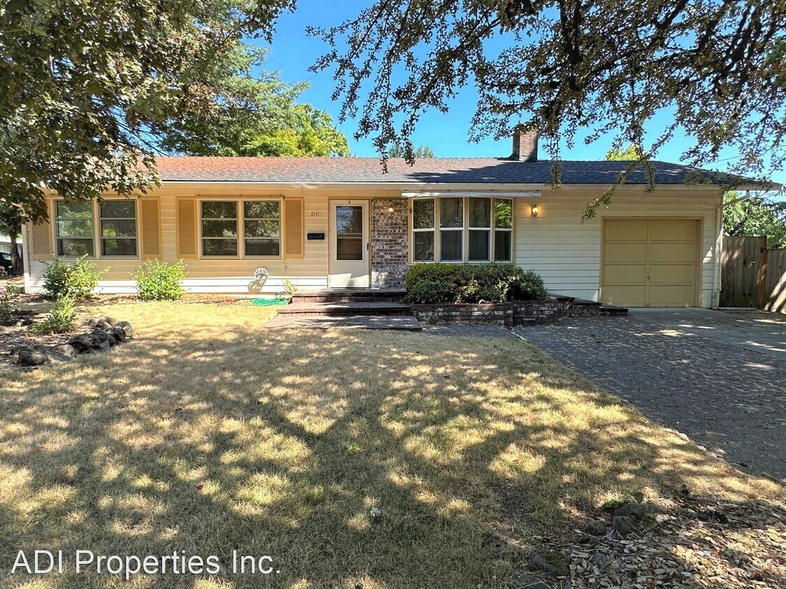 2140 SW Westfield Ave, Portland, OR 97225 - House Rental in Portland ...