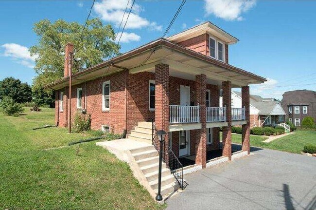 Apartments for Rent with a Walk-In Closet in Tilden PA