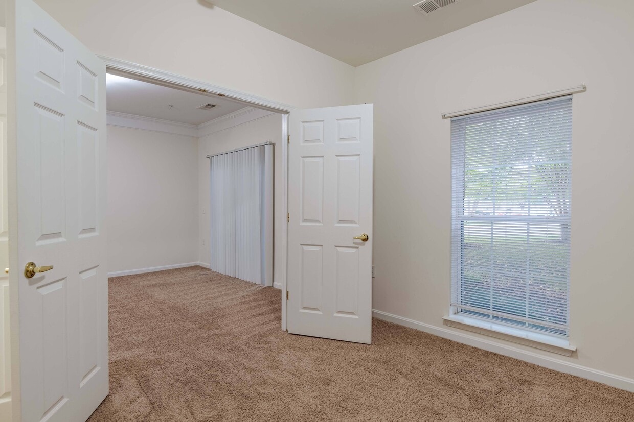 Park Place Senior - 9659 Manassas Dr Manassas Park, VA 20111 ...