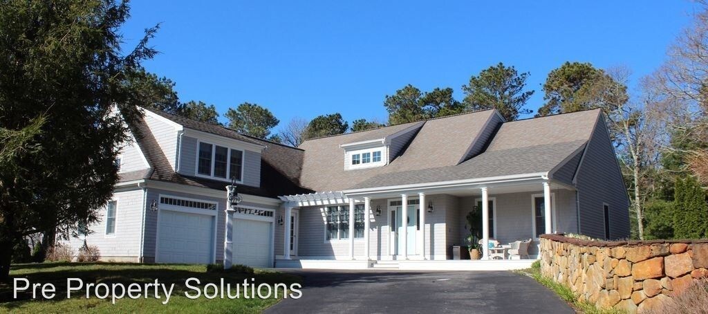 10 Harbor Ridge Rd, Mashpee, MA 02649 - House Rental in Mashpee, MA ...