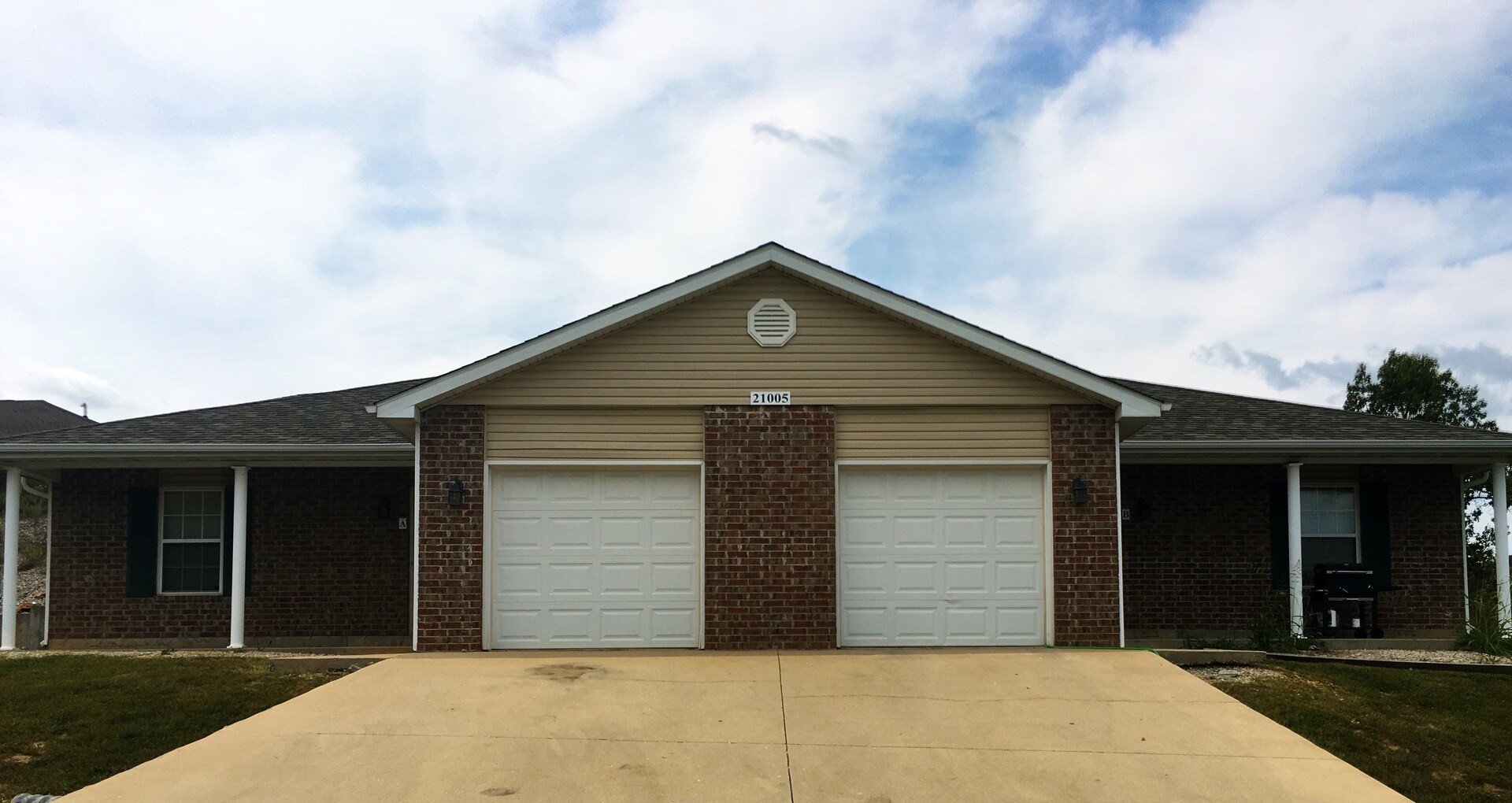 21005 Honest Ln Unit B, Saint Robert, MO 65584 - Room for Rent in Saint ...