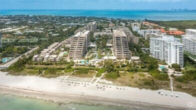 Best Luxury Village of Key Biscayne Apartments for Rent - Key Biscayne ...