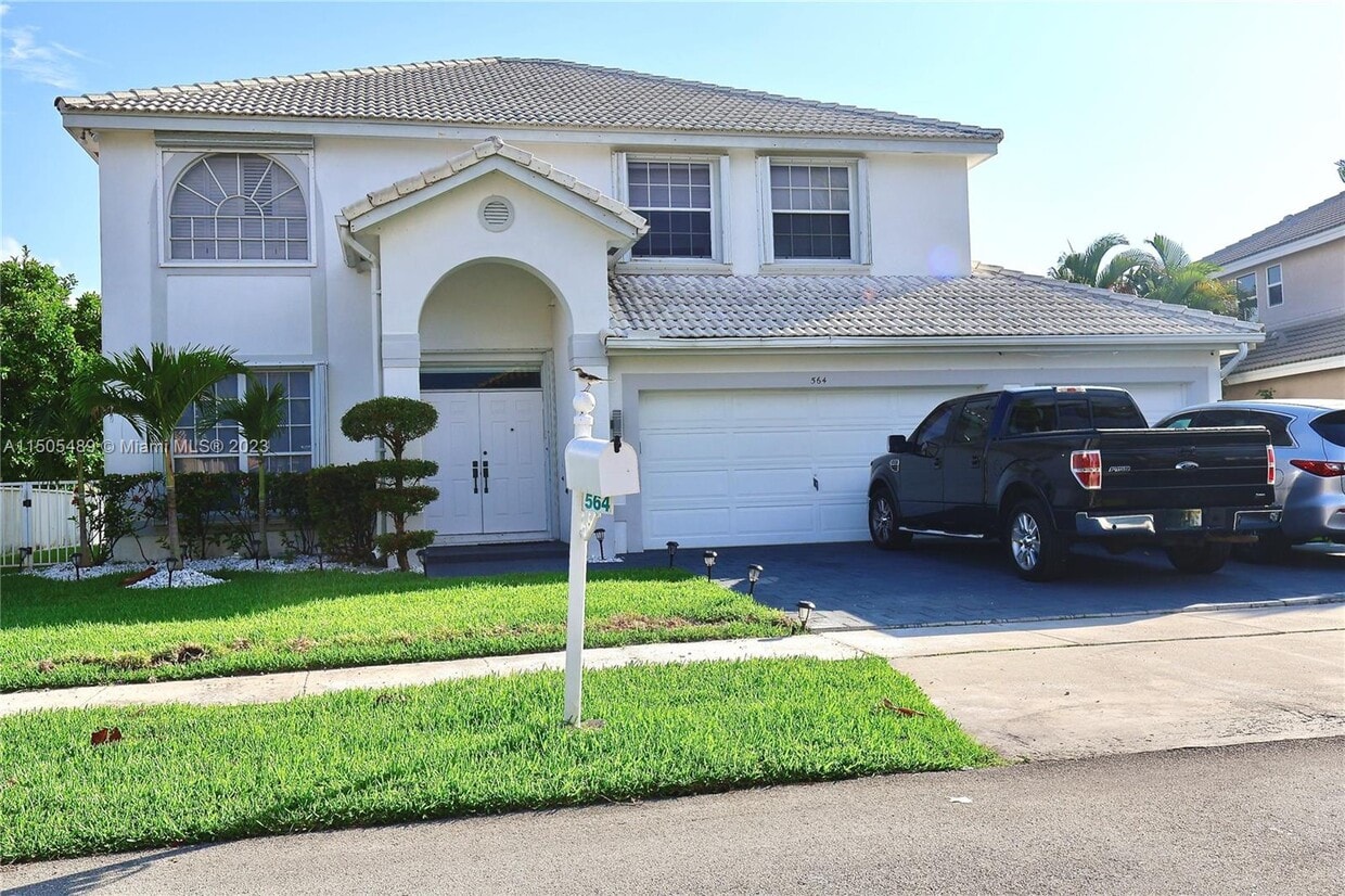 564 SW 180th Ave, Pembroke Pines, FL 33029 - House Rental in Pembroke ...