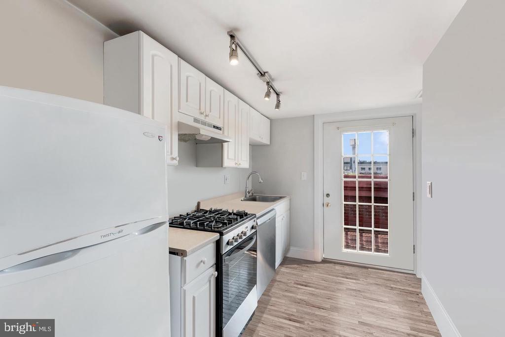 1736 Pine St Unit 4R, Philadelphia, PA 19103 - Room for Rent in ...