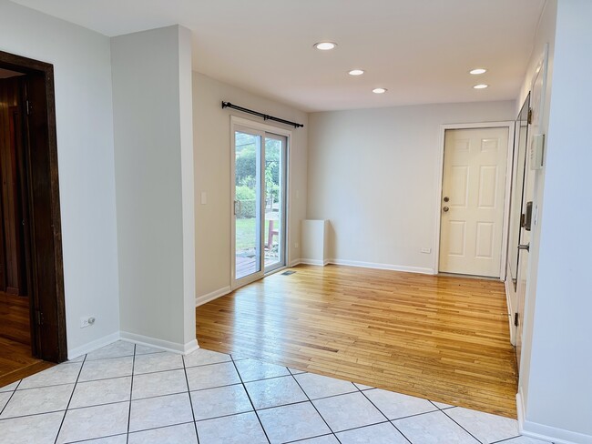 1829 N Happ Rd, Northbrook, IL 60062 - House Rental in Northbrook, IL ...