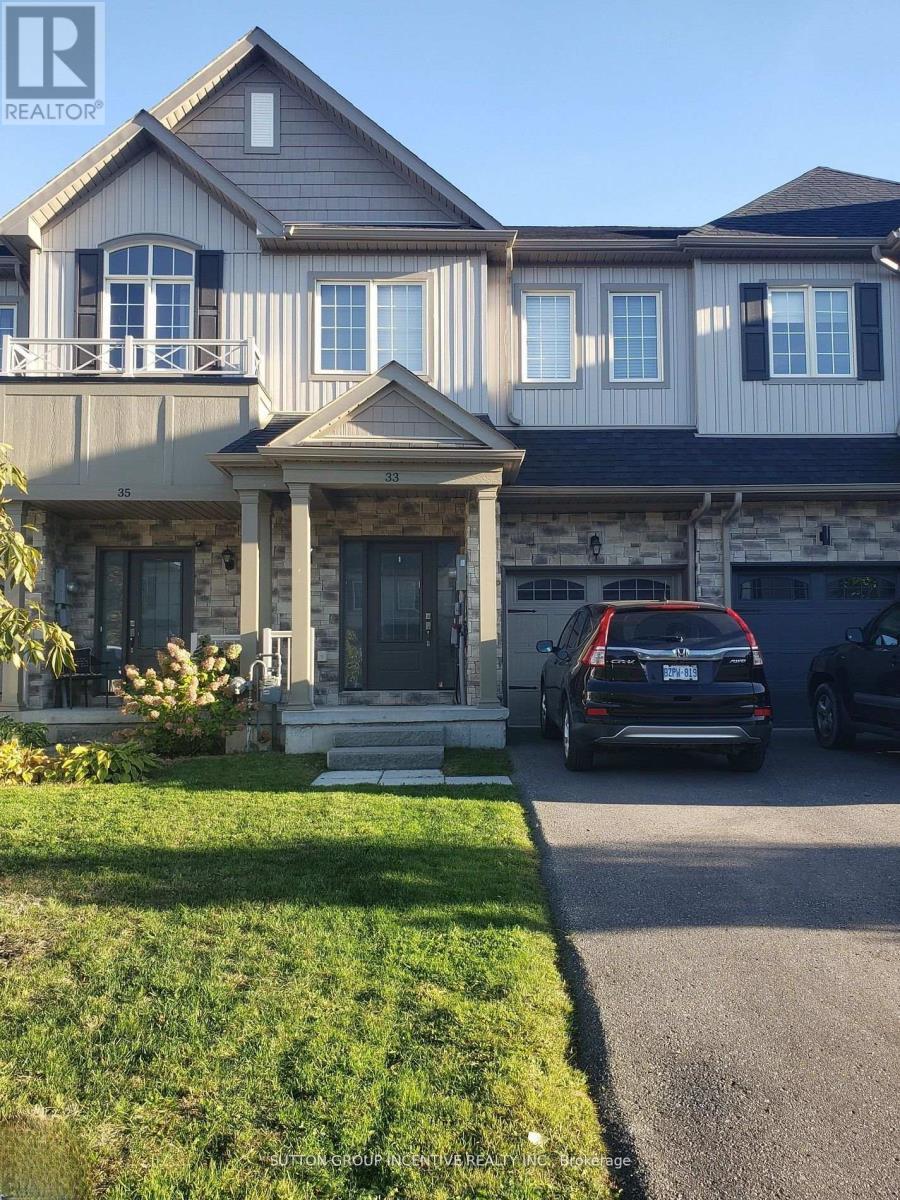 33 CHURCHLEA MEWS, Orillia, ON L3V 8K9 - Maison de Ville à Louer à ...