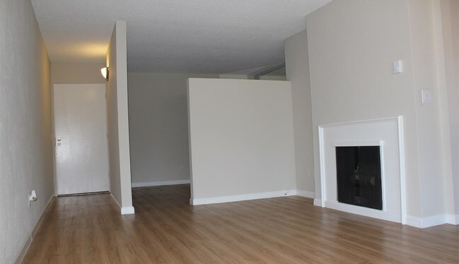 Playa Pacifica Apartments Rentals - Playa Del Rey, CA | Apartments.com