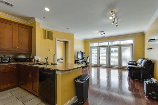 21 George St, Charleston, SC 29401 - Condo for Rent in Charleston, SC ...