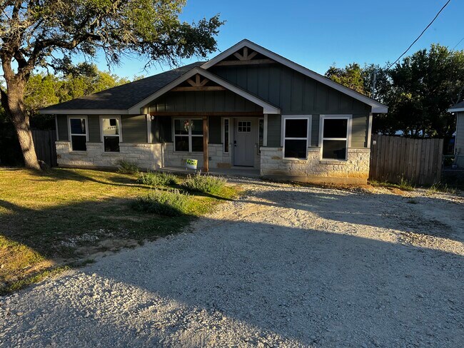 1094 Chisolm Trl, Spring Branch, TX 78070 - House Rental in Spring ...