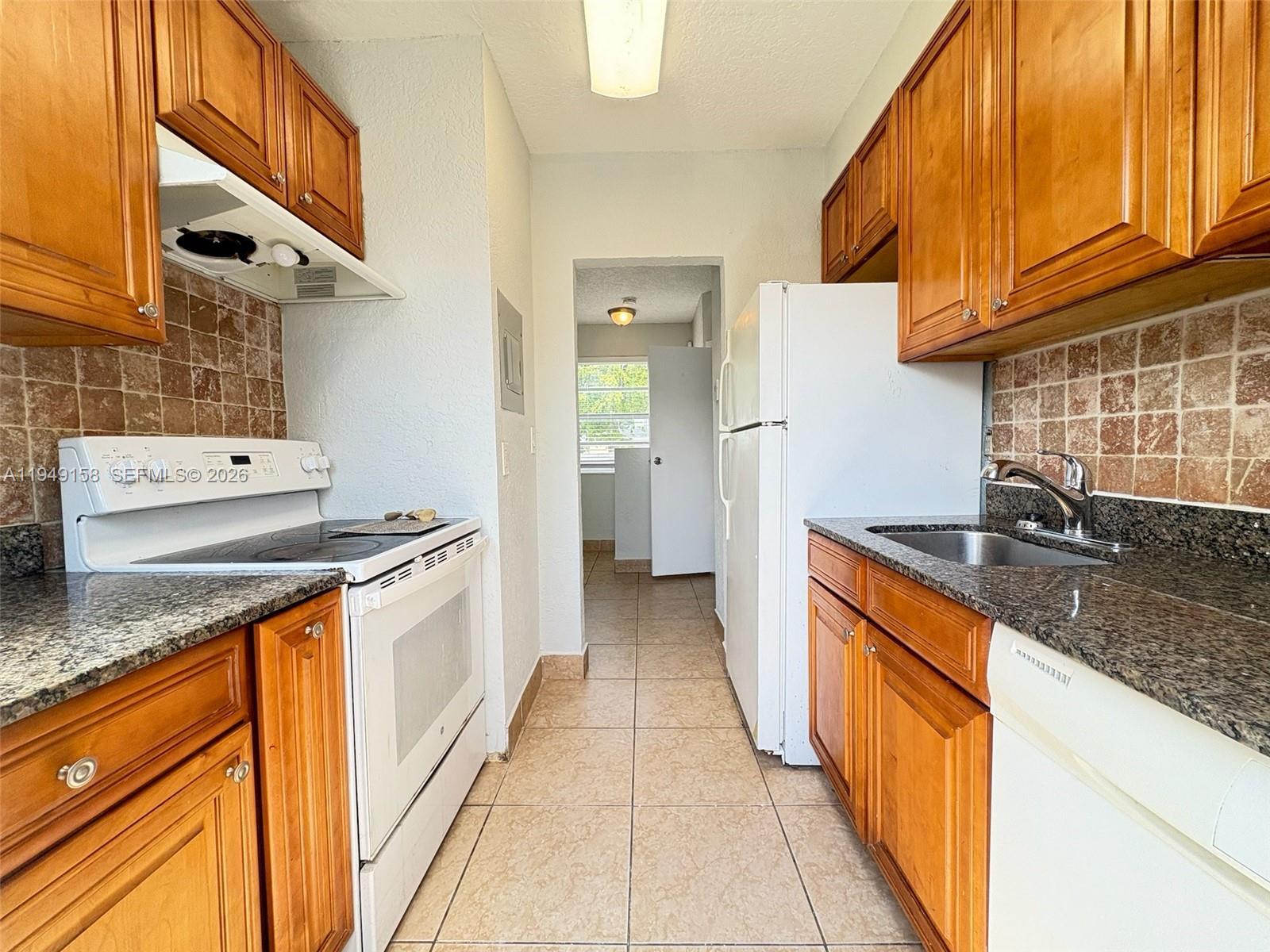 2525 N 23rd Ave Unit 1, Hollywood, FL 33020 - Room for Rent in ...