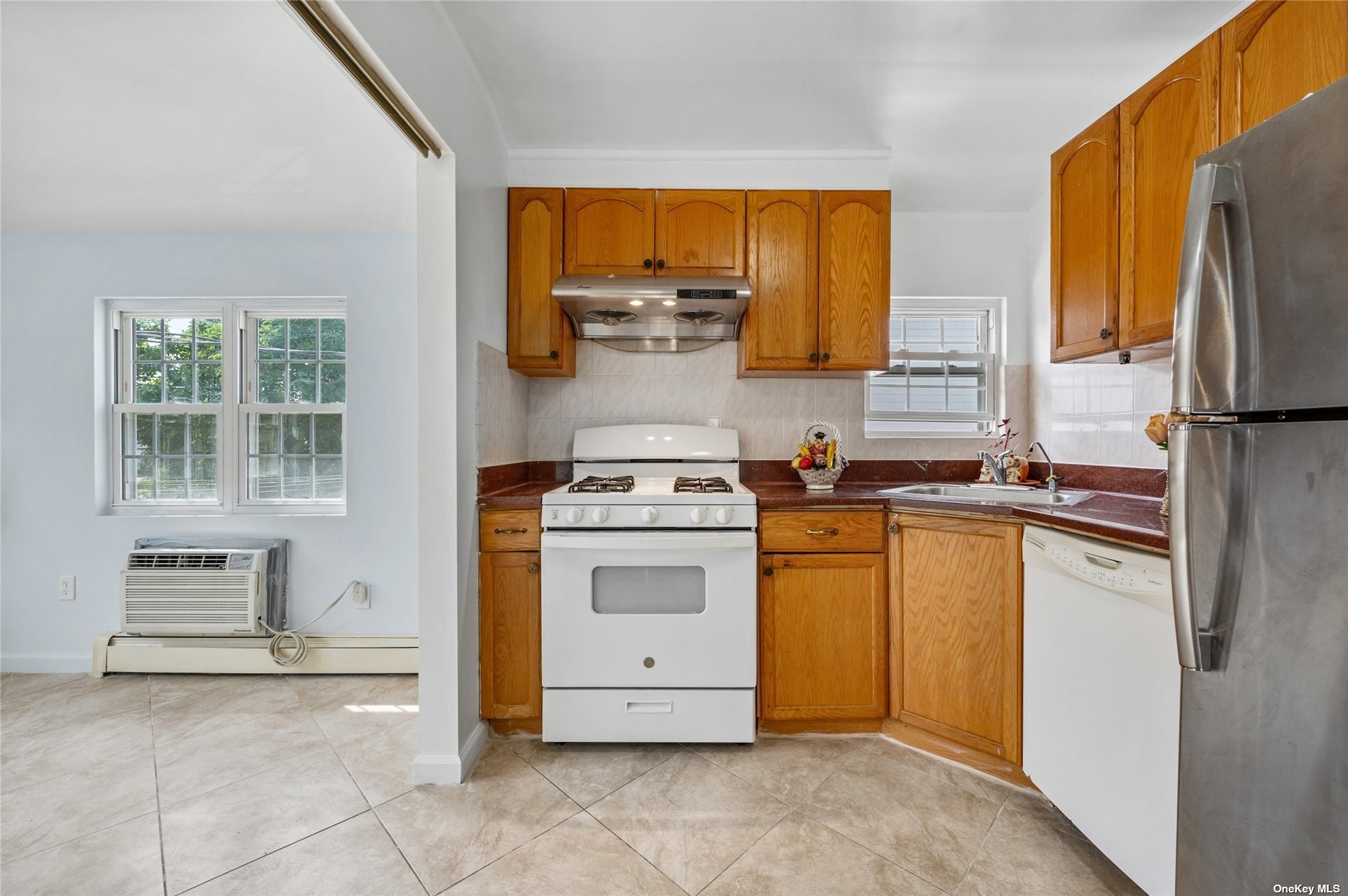 230-09 64th Ave Unit 2nd Fl, Queens, NY 11364 - Room for Rent in Queens ...