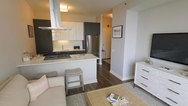 OneEleven Rentals - Chicago, IL | Apartments.com