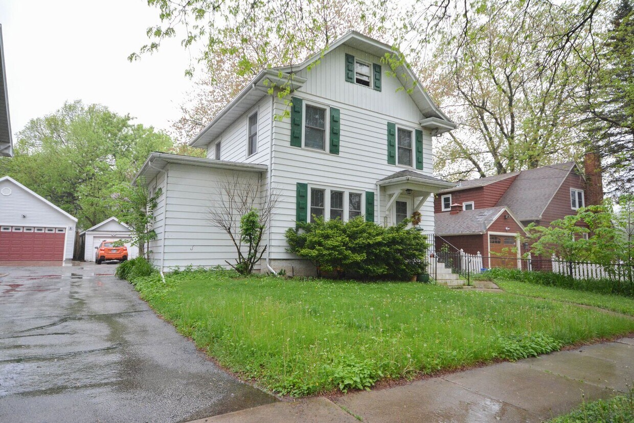 852 1st St NW, Rochester, MN 55901 - House Rental in Rochester, MN ...