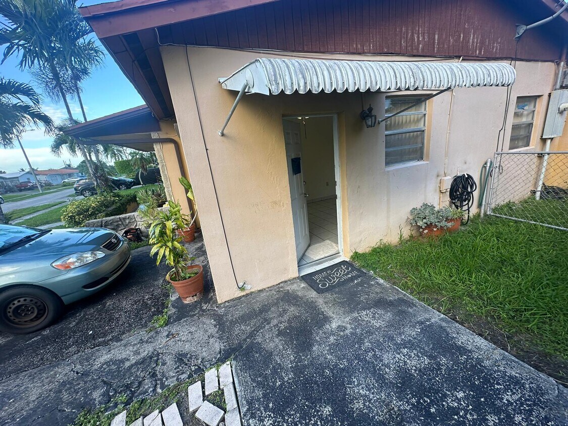 12510 SW 33rd St Unit 1, Miami, FL 33175 - 12510 SW 33rd St Miami, FL ...