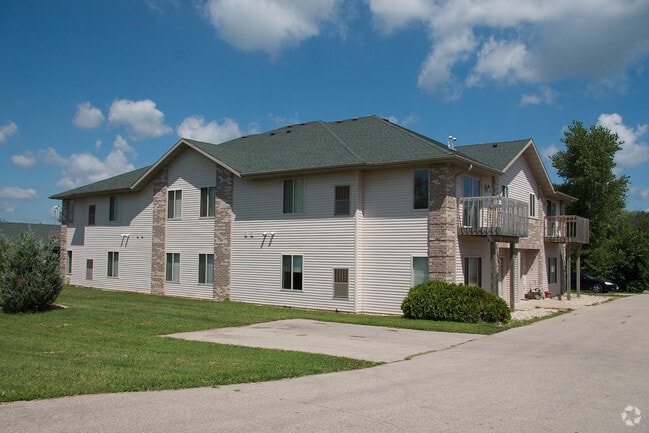 Apartments for Rent with Air Conditioning in Dalton WI
