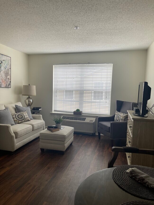 Diamond Cove - Apartments at 15 Main St Hilton Head Island, SC ...