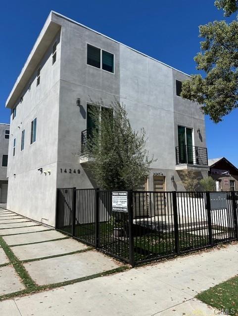 14247 Sylvan St, Los Angeles, CA 91401 - House Rental in Los Angeles ...