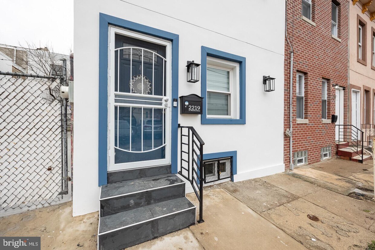 2219 Waterloo St, Philadelphia, PA 19133 - House Rental in Philadelphia ...