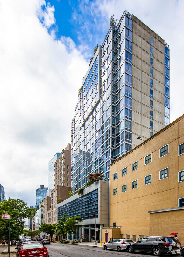 The Hudson Apartments - 225 W 60th St New York, NY | Apartments.com