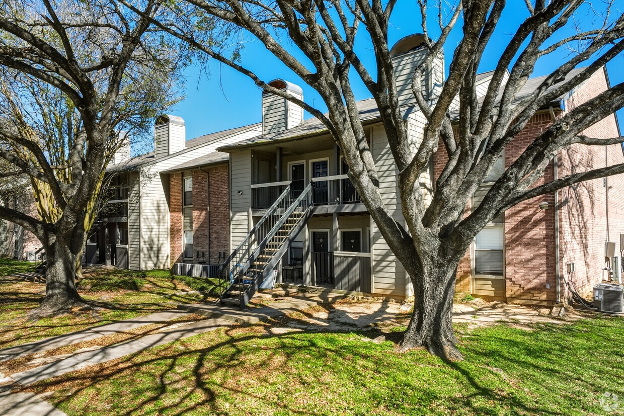 The Lakes At Madera Apartments