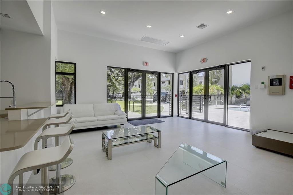 5483 Oak Way, Davie, FL 33314 - Townhome Rentals in Davie FL ...