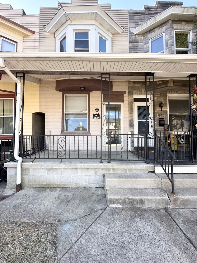 444 Arlington St, Reading, PA 19611 - Townhome Rentals in Reading PA ...