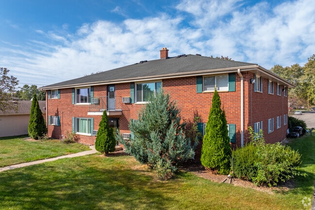Evergreen Terrace Apartments - Apartments in Hartford, WI | Apartments.com