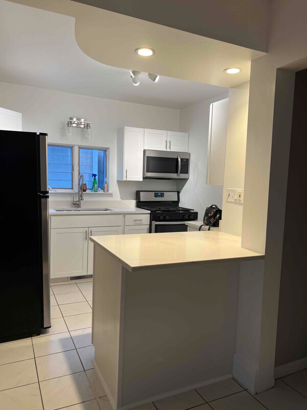 92 Eiseman Ave Unit Lower, Buffalo, NY 14217 | Apartments.com