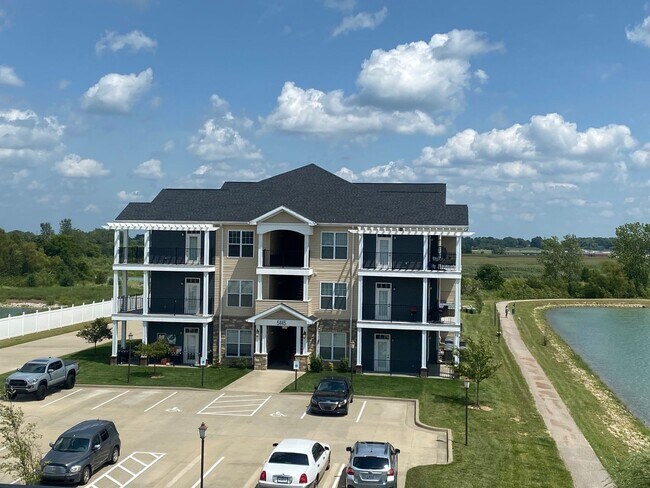 WaterStone at Green River - Apartments in Evansville, IN | Apartments.com