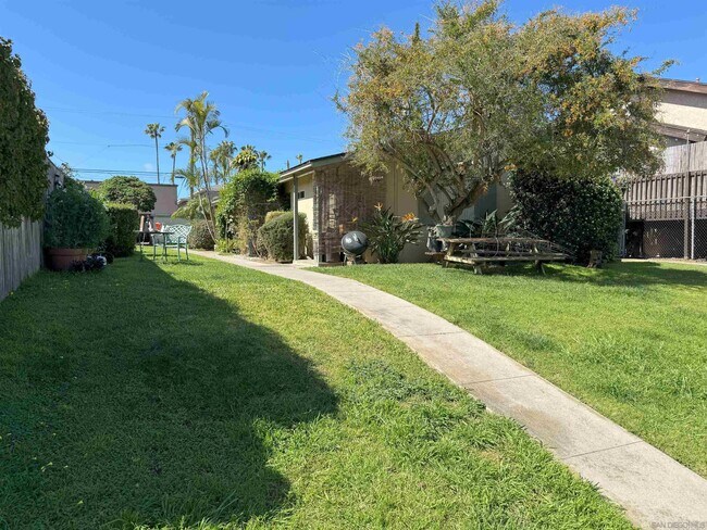 4881 Del Monte Ave Unit 4881, San Diego, CA 92107 - Room for Rent in ...