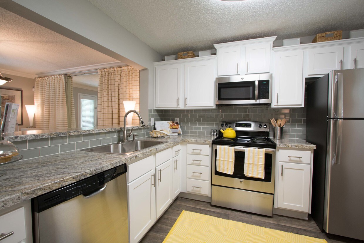 Spalding Bridge - Apartments in Sandy Springs, GA | Apartments.com