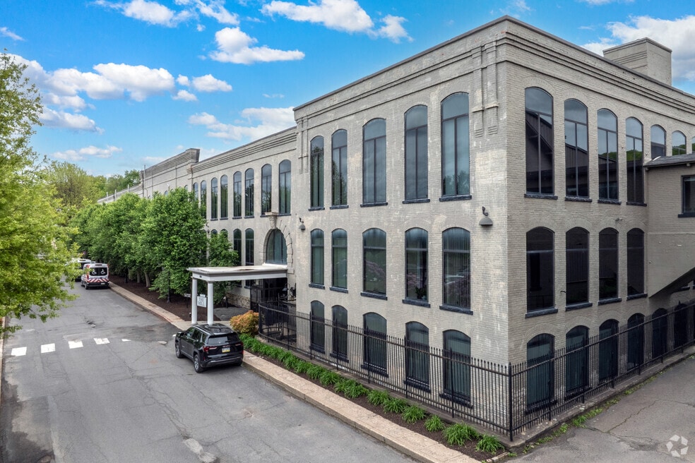Apartamentos de renta cerca de Southside Station Shopping Center ...