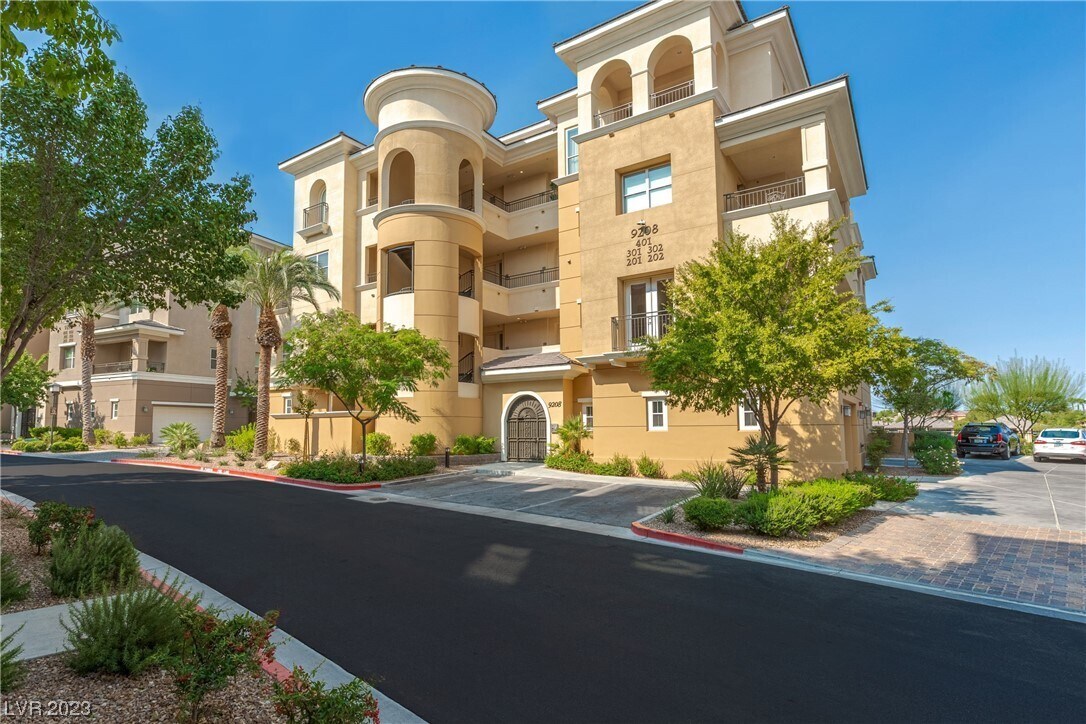 9208 Tesoras Dr Unit 201, Las Vegas, NV 89144 - Condo for Rent in Las ...
