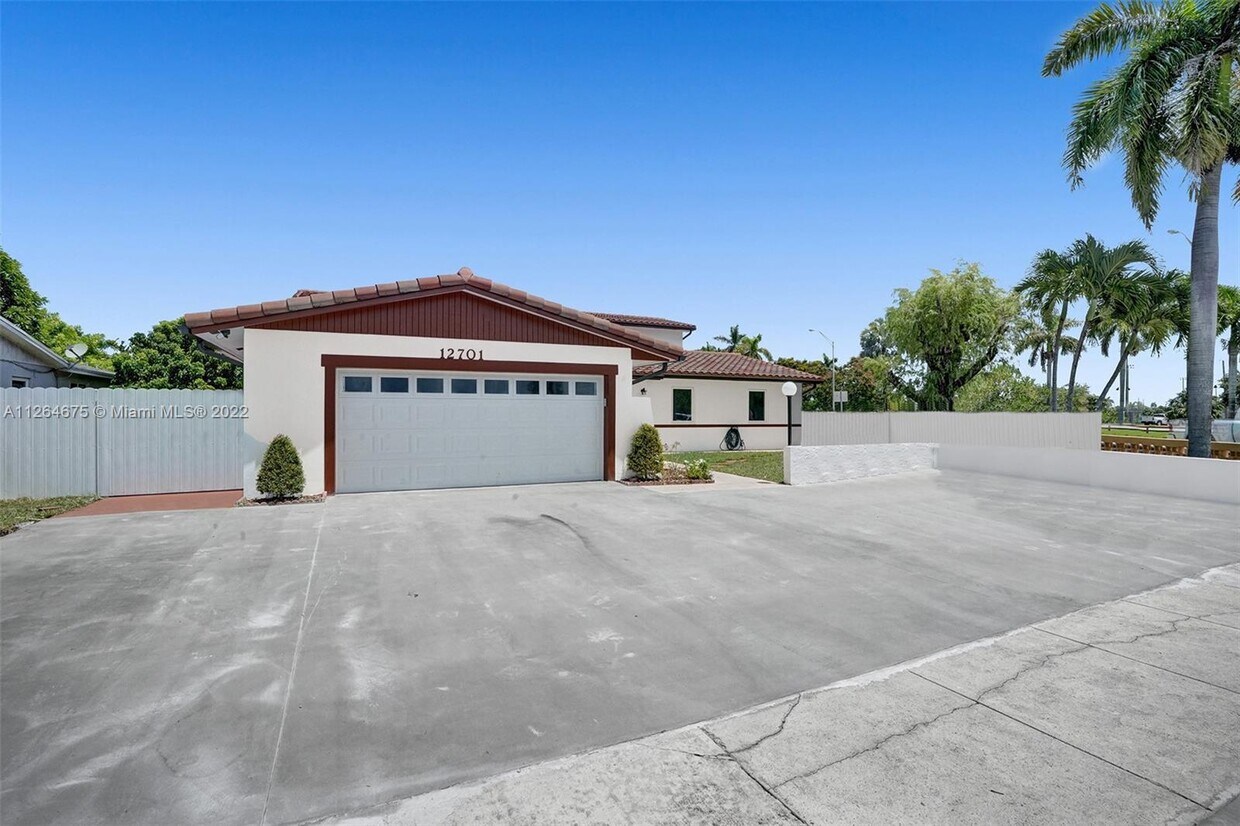 12701 SW 80th St, Miami, FL 33183 - House Rental in Miami, FL ...