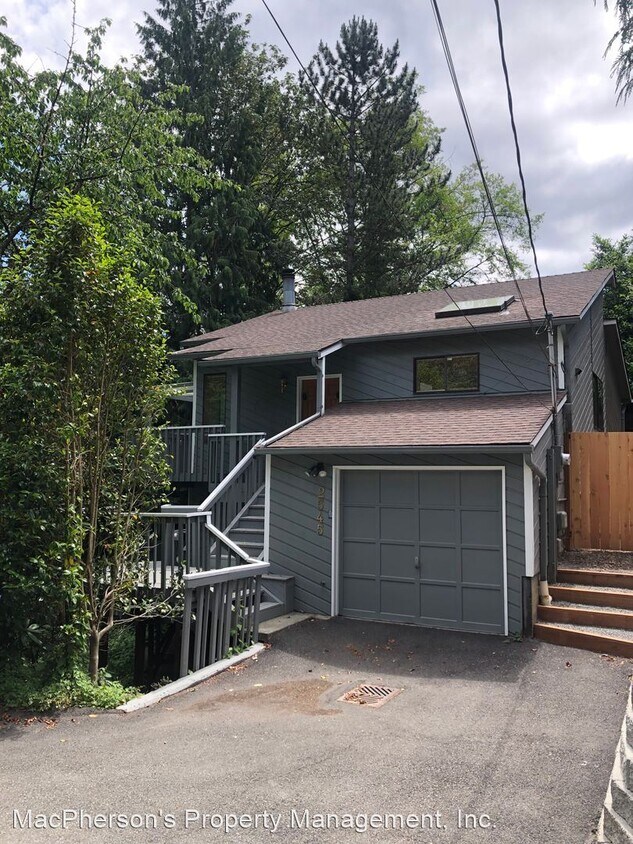 2545 NE 95th St, Seattle, WA 98115 - House Rental in Seattle, WA ...