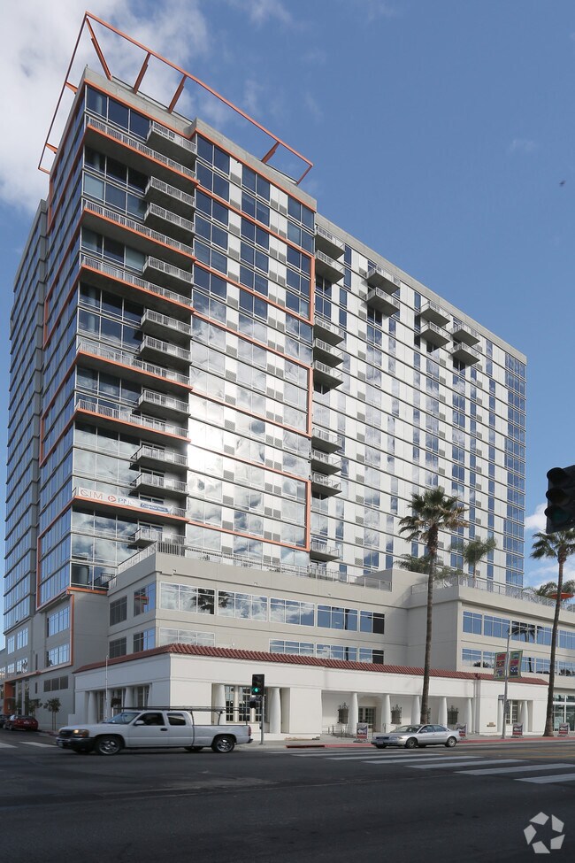 Lumina Hollywood Apartments - Los Angeles, CA | Apartments.com