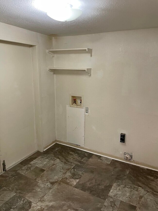 2012 Chestnut St, Colorado City, TX 79512 - House Rental in Colorado ...