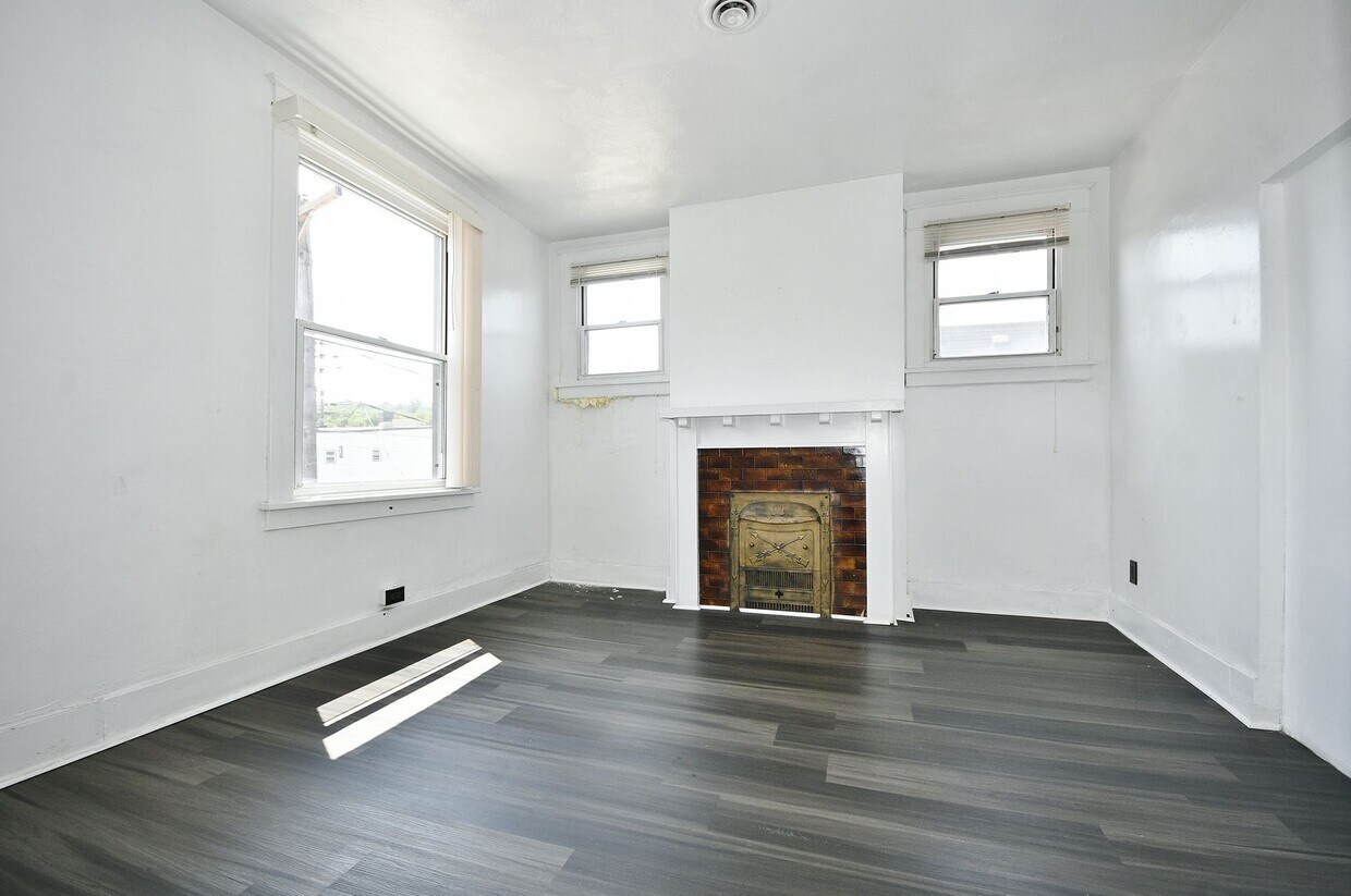 511 Main St Unit 511 Main 3, East Pittsburgh, PA 15112 - Room for Rent ...