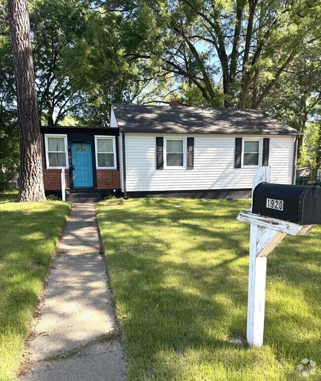 Fordham Village Apartments for Rent with Hardwood Floors - Richmond, VA ...