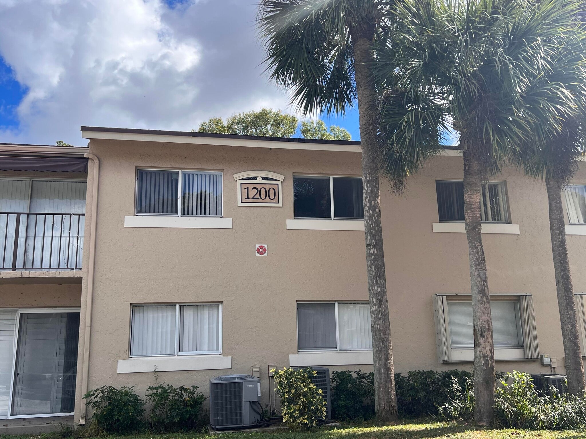 1200 Lake Victoria Dr Unit H, Royal Palm Beach, FL 33411 - Condo for ...