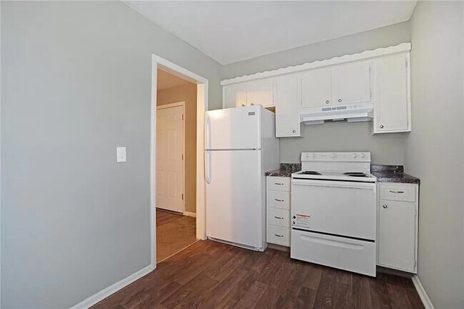 8624 Countryshire Ln Unit 1, Kansas City, MO 64138 - Condo for Rent in ...